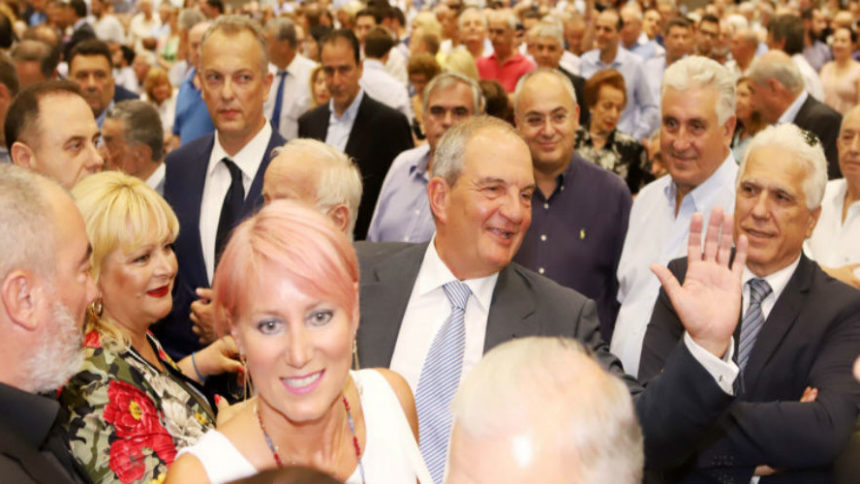 Η ΠΡΩΤΗ ΟΜΙΛΙΑ ΚΑΡΑΜΑΝΛΗ ΜΕΤΑ ΑΠΟ 10 ΧΡΟΝΙΑ ΚΑΙ ΤΟ ΜΗΝΥΜΑ ΣΥΣΤΡΑΤΕΥΣΗΣ ...