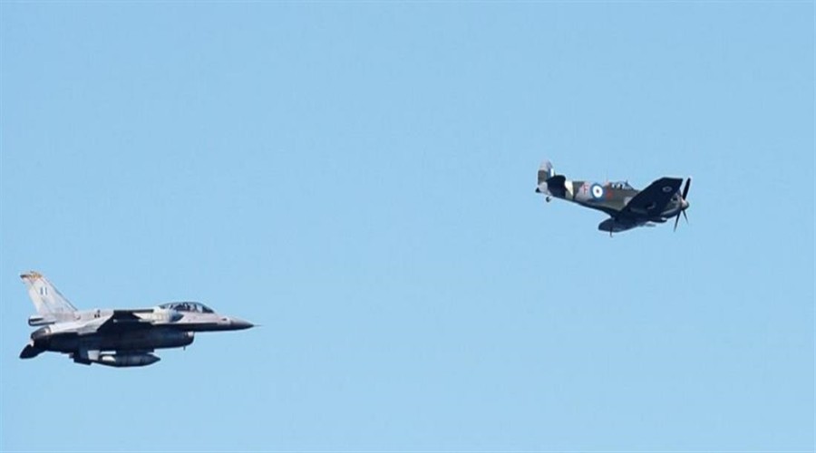 28Η ΟΚΤΩΒΡΙΟΥ - ΘΕΣΣΑΛΟΝΙΚΗ: ΕΝΤΥΠΩΣΙΑΚΗ Η ΣΤΡΑΤΙΩΤΙΚΗ ΠΑΡΕΛΑΣΗ ...