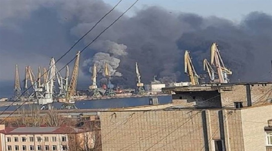 ΕΚΡΗΞΕΙΣ ΣΤΟ ΛΙΜΑΝΙ ΤΟΥ ΜΠΕΡΝΤΙΑΝΣΚ - ΧΤΥΠΗΘΗΚΕ ΡΩΣΙΚΟ ΠΛΟΙΟ - Active ...