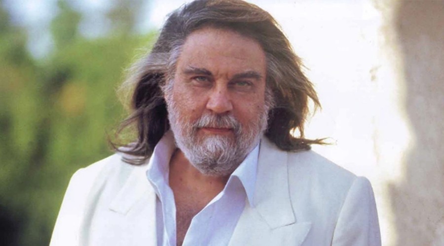 ΒΑΓΓΕΛΗΣ ΠΑΠΑΘΑΝΑΣΙΟΥ: Ο ΙΔΙΟΦΥΗΣ ΣΥΝΘΕΤΗΣ ΠΟΥ ΥΜΝΗΣΕ ΤΟ ΔΙΑΣΤΗΜΑ ΚΙ ...