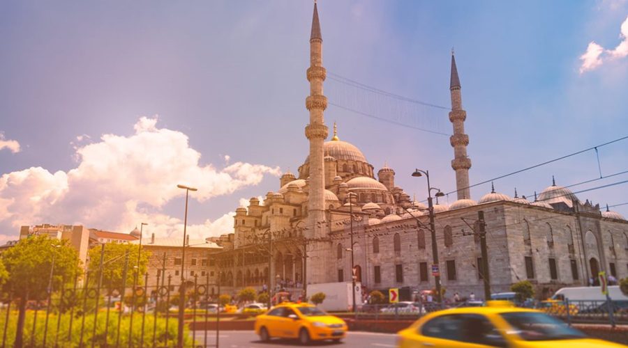 ΠΡΩΗΝ ΤΟΥΡΚΟΣ ΠΡΕΣΒΗΣ ΕΠΙΒΕΒΑΙΩΝΕΙ ΕΚΑΝΕ ΛΟΜΠΙΝΓΚ ΥΠΕΡ ΤΗΣ UBER ΣΤΗΝ ...