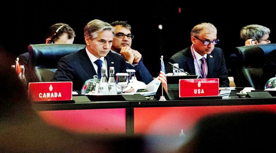 ΜΠΛΙΝΚΕΝ ΠΡΟΣ ΡΩΣΙΑ: H ΟΥΚΡΑΝΙΑ ΔΕΝ ΕΙΝΑΙ ΧΩΡΑ ΣΑΣ -ΑΦΗΣΤΕ ΤΑ ΣΙΤΗΡΑ ...