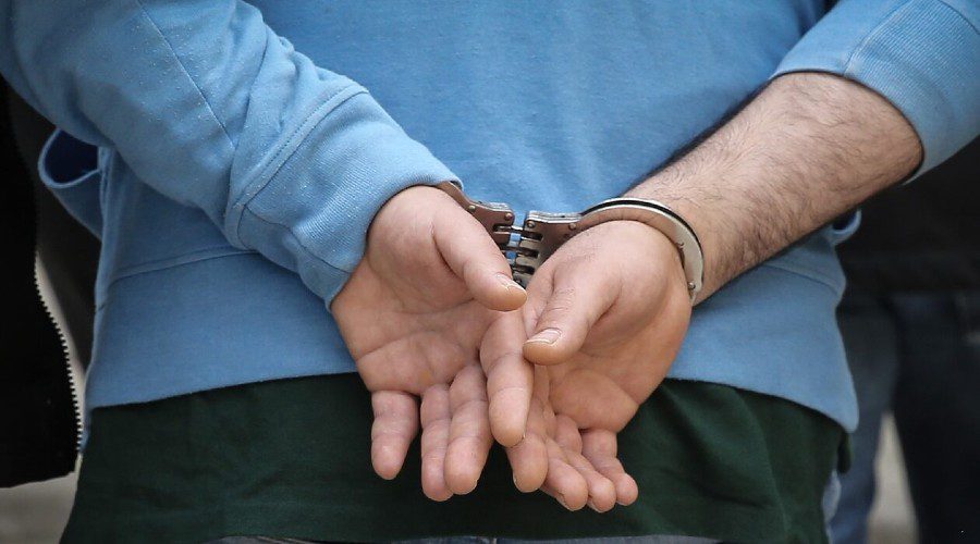 ΠΕΤΡΑΛΩΝΑ - ΒΙΑΣΜΟΣ ΑΝΗΛΙΚΩΝ: ΤΑ ΠΑΙΔΙΑ ΗΤΑΝ ΦΟΒΙΣΜΕΝΑ ΛΕΕΙ ΜΑΡΤΥΡΑΣ ...