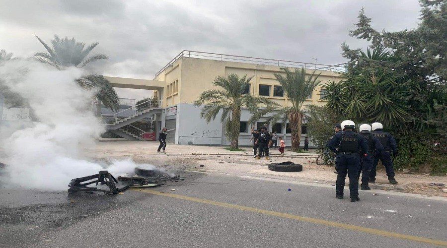 ΕΝΤΑΣΗ ΣΤΟ ΝΟΜΙΣΜΑΤΟΚΟΠΕΙΟ: ΡΟΜΑ ΕΒΑΛΑΝ ΦΩΤΙΕΣ ΣΕ ΚΑΔΟΥΣ ΣΚΟΥΠΙΔΙΩΝ ΣΤΗ ...