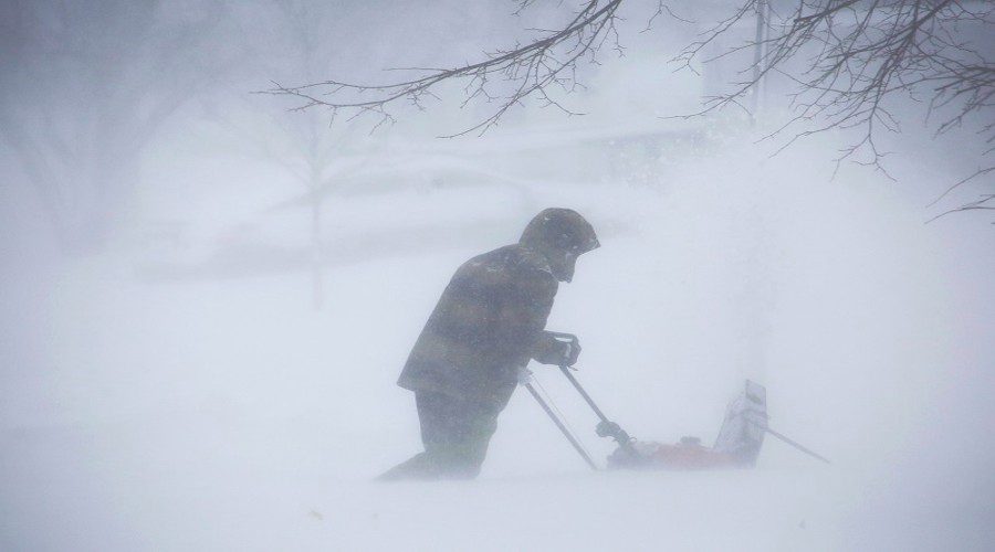 ΗΠΑ: ΤΟΥΛΑΧΙΣΤΟΝ 32 ΝΕΚΡΟΙ ΑΠΟ ΤΗΝ ΚΑΚΟΚΑΙΡΙΑ - ΧΡΙΣΤΟΥΓΕΝΝΑ ΣΤΟΝ "ΠΑΓΟ ...
