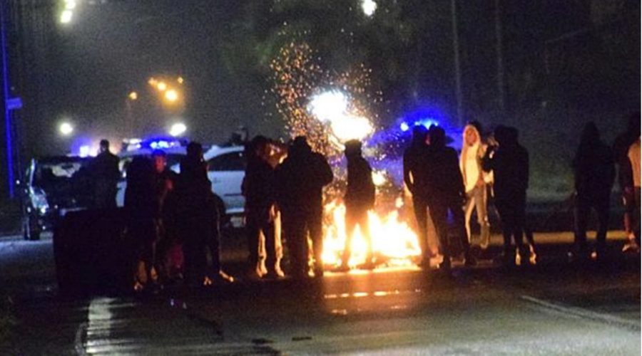ΜΕΓΑΡΑ: ΝΕΚΡΟΣ ΡΟΜΑ ΑΠΟ ΚΑΡΑΜΠΙΝΑ ΣΕ ΣΥΜΠΛΟΚΗ ΜΕ ΑΛΛΟΝ ΡΟΜΑ ΜΕΣΑ ΣΤΟΝ ...