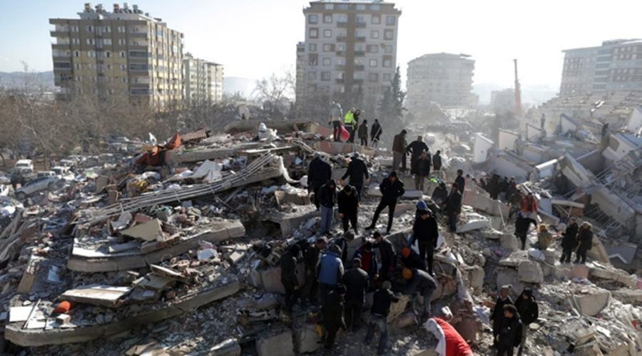 ΠΑΝΩ ΑΠΟ 12.000 ΟΙ ΝΕΚΡΟΙ ΣΤΗΝ ΤΟΥΡΚΙΑ: Η ΑΝΤΙΟΧΕΙΑ ΔΕΝ ΥΠΑΡΧΕΙ ΠΙΑ - Ο ...