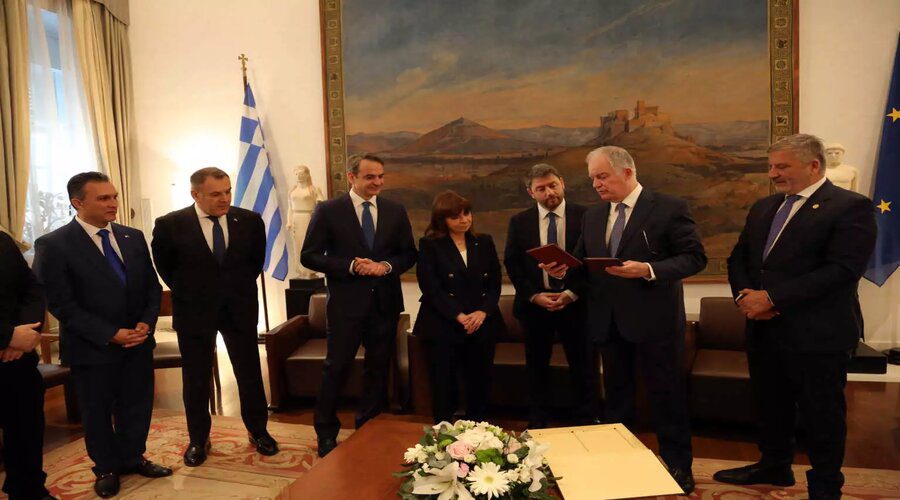 Η ΒΟΥΛΗ ΑΠΕΤΙΣΕ ΦΟΡΟ ΤΙΜΗΣ ΣΤΗΝ 25Η ΜΑΡΤΙΟΥ - ΤΑ ΔΩΡΑ ΠΟΥ ΕΚΑΝΕ Ο ...